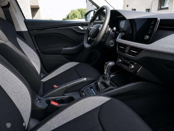 Balts Skoda KAMIQ 2025 Kauņa, ar dzinēja tilpumu 1.00 L un nobraukumu 11 tūkst. km par 23500 €, foto 10 vietnē AUTOMOTO.COM.LV