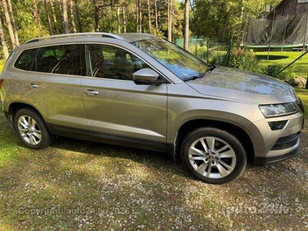 Beige Skoda Karoq 2018 in Tallinn, with an engine capacity of 1.50 L and mileage of 189 thousand km for 12500 €, photo 9 on AUTOMOTO.COM.LV