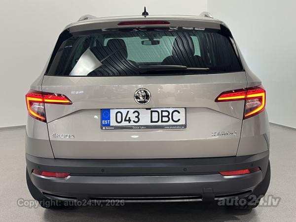 Beige Skoda Karoq 2019 in Tallinn, with an engine capacity of 1.60 L and mileage of 42 thousand km for 17900 €, photo 4 on AUTOMOTO.COM.LV