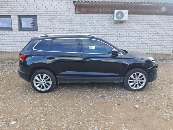 Melns Skoda Karoq 2017 Telšiai, ar dzinēja tilpumu 1.60 L un nobraukumu 145 tūkst. km par 9700 €, foto 8 vietnē AUTOMOTO.COM.LV