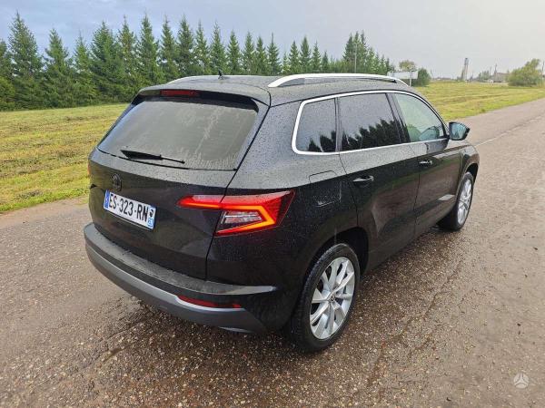 Melns Skoda Karoq 2017 Telšiai, ar dzinēja tilpumu 1.60 L un nobraukumu 145 tūkst. km par 13800 €, foto 8 vietnē AUTOMOTO.COM.LV