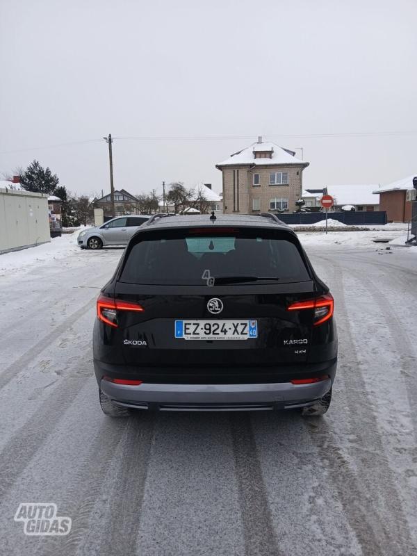 Melns Skoda Karoq 2018 Tauragė, ar dzinēja tilpumu 2.00 L un nobraukumu 265 tūkst. km par 11950 €, foto 5 vietnē AUTOMOTO.COM.LV
