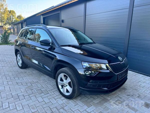 Melns Skoda Karoq 2018 Jēkabpils, ar dzinēja tilpumu 1.60 L un nobraukumu 238 tūkst. km par 11000 €, foto 1 vietnē AUTOMOTO.COM.LV