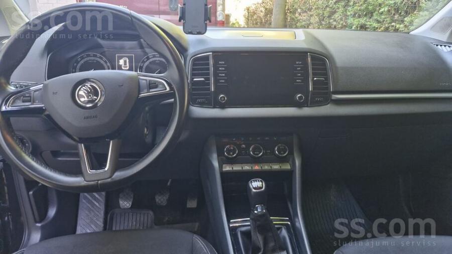 Melns Skoda Karoq 2018 Rīga, ar dzinēja tilpumu 1.60 L un nobraukumu 159 tūkst. km par 15600 €, foto 3 vietnē AUTOMOTO.COM.LV