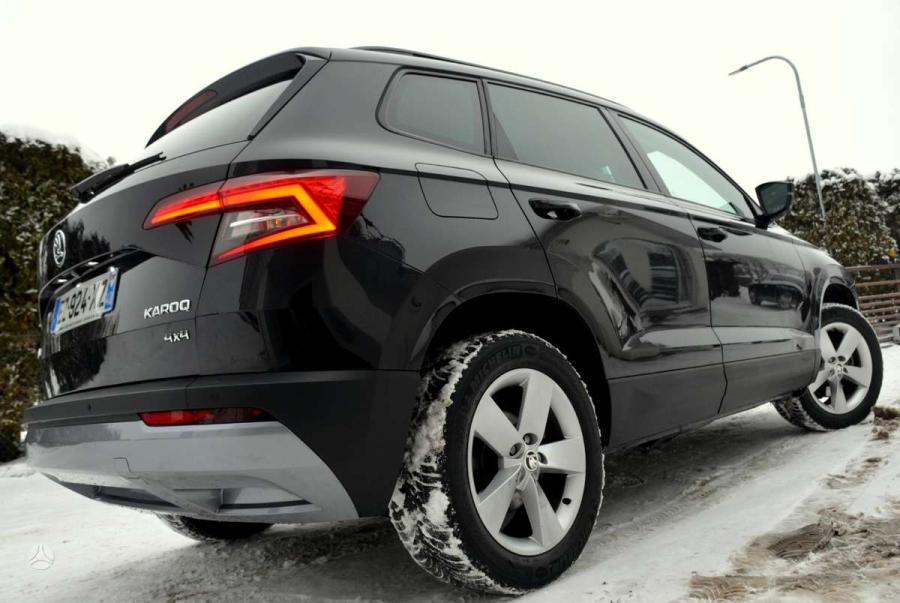 Black Skoda Karoq 2019 in Kaunas, with an engine capacity of 2.00 L and mileage of 260 thousand km for 14900 €, photo 13 on AUTOMOTO.COM.LV