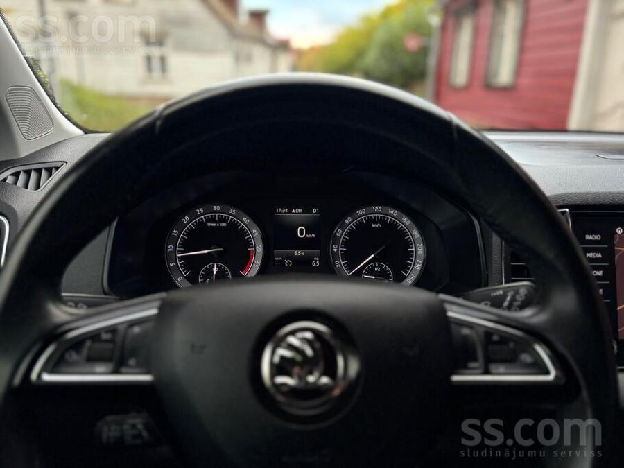 Melns Skoda Karoq 2019 Cēsis, ar dzinēja tilpumu 1.60 L un nobraukumu 189 tūkst. km par 13800 €, foto 10 vietnē AUTOMOTO.COM.LV