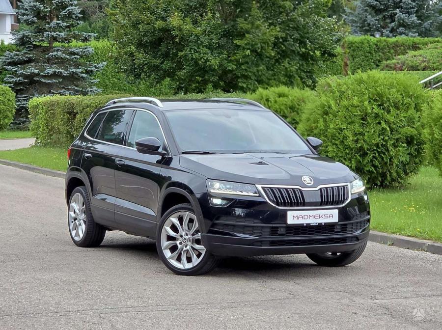 Black Skoda Karoq 2019 in Vilnius, with an engine capacity of 1.50 L and mileage of 193 thousand km for 16350 €, photo 8 on AUTOMOTO.COM.LV
