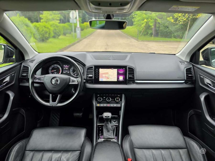 Black Skoda Karoq 2019 in Vilnius, with an engine capacity of 1.50 L and mileage of 193 thousand km for 16350 €, photo 24 on AUTOMOTO.COM.LV