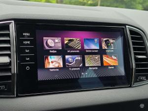 Black Skoda Karoq 2019 in Vilnius, with an engine capacity of 1.50 L and mileage of 193 thousand km for 16350 €, photo 45 on AUTOMOTO.COM.LV