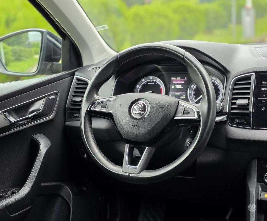 Melns Skoda Karoq 2019 Viļņa, ar dzinēja tilpumu 1.50 L un nobraukumu 193 tūkst. km par 16350 €, foto 34 vietnē AUTOMOTO.COM.LV
