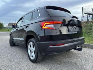 Black Skoda Karoq 2019 in Kaunas, with an engine capacity of 0.00 L and mileage of 260 thousand km for 11790 €, photo 7 on AUTOMOTO.COM.LV