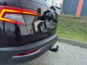 Black Skoda Karoq 2019 in Kaunas, with an engine capacity of 0.00 L and mileage of 260 thousand km for 11790 €, photo 8 on AUTOMOTO.COM.LV