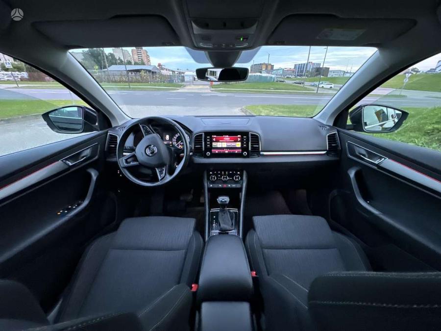 Black Skoda Karoq 2019 in Kaunas, with an engine capacity of 0.00 L and mileage of 260 thousand km for 11790 €, photo 20 on AUTOMOTO.COM.LV