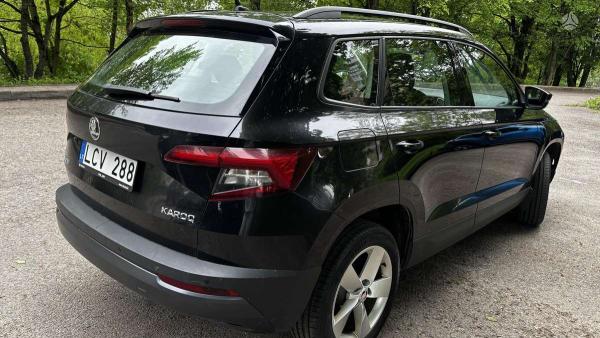 Шкода Karoq 2019 в Вильнюс на AUTOMOTO.COM.LV Черный Шкода Karoq 2019 в Вильнюс, объемом двигателя 1.60 л и пробегом 150 тыс. км за 15500 €, фото 7 на AUTOMOTO.COM.LV