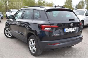 Melns Skoda Karoq 2019 Kuldīga, ar dzinēja tilpumu 1.60 L un nobraukumu 0 tūkst. km par 12550 €, foto 4 vietnē AUTOMOTO.COM.LV