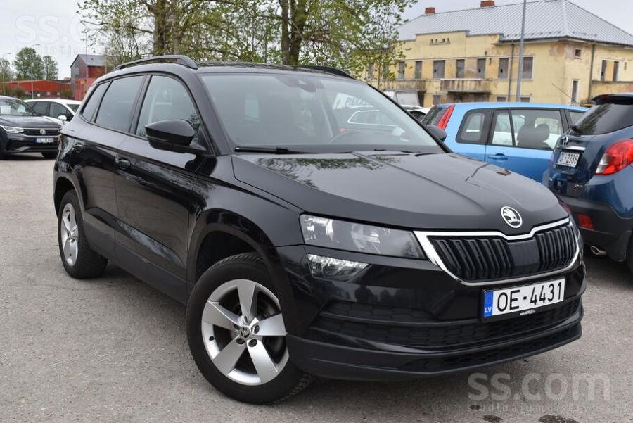 Melns Skoda Karoq 2019 Kuldīga, ar dzinēja tilpumu 1.60 L un nobraukumu 0 tūkst. km par 12550 €, foto 5 vietnē AUTOMOTO.COM.LV