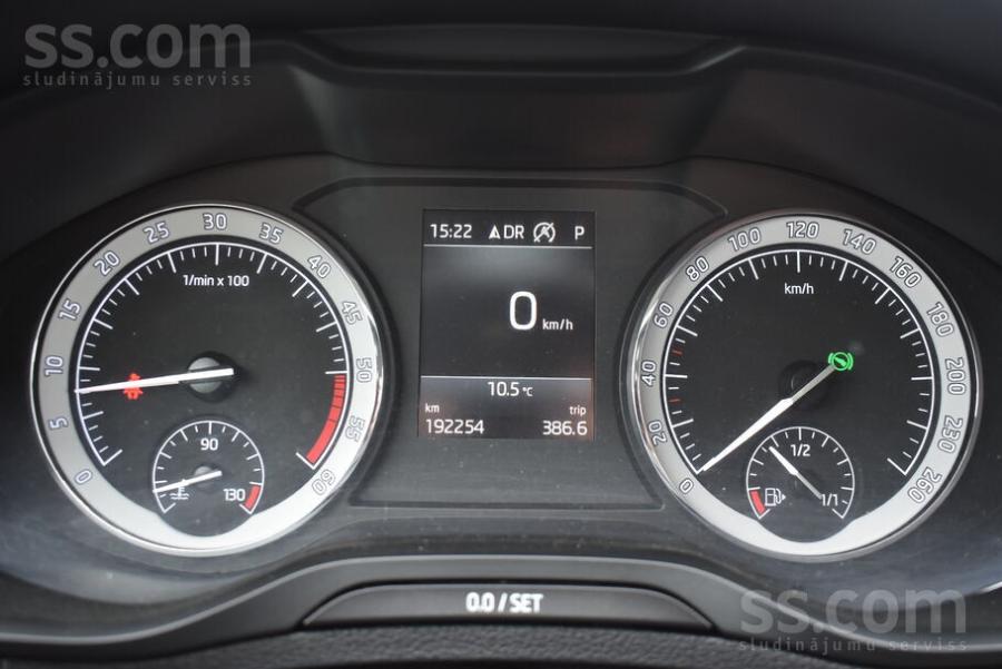 Melns Skoda Karoq 2019 Kuldīga, ar dzinēja tilpumu 1.60 L un nobraukumu 0 tūkst. km par 12550 €, foto 16 vietnē AUTOMOTO.COM.LV