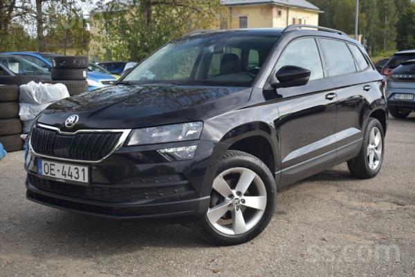 Melns Skoda Karoq 2019 Kuldīga, ar dzinēja tilpumu 1.60 L un nobraukumu 0 tūkst. km par 11990 €, foto 1 vietnē AUTOMOTO.COM.LV