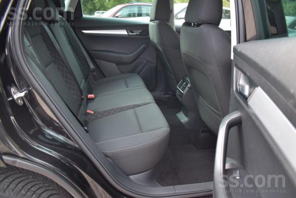 Melns Skoda Karoq 2019 Kuldīga, ar dzinēja tilpumu 1.60 L un nobraukumu 0 tūkst. km par 11990 €, foto 7 vietnē AUTOMOTO.COM.LV