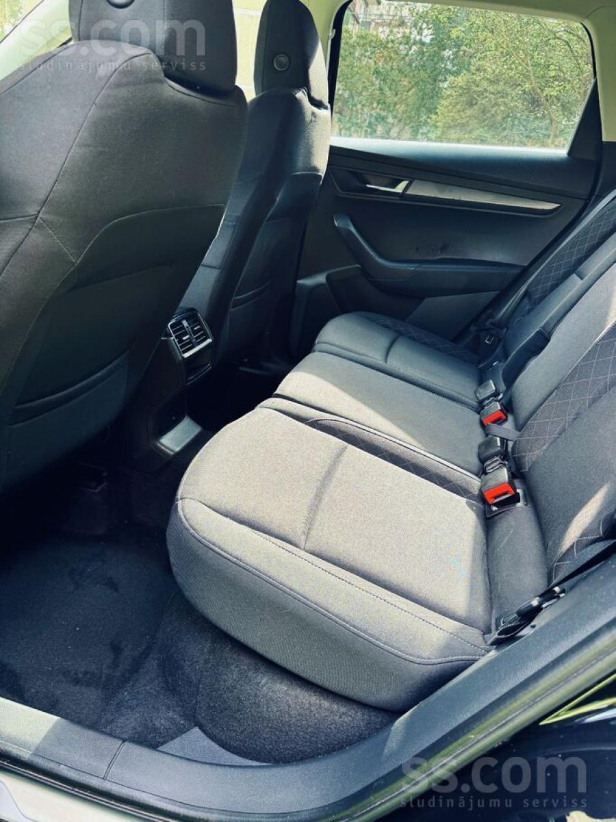 Melns Skoda Karoq 2019 Rīga, ar dzinēja tilpumu 1.60 L un nobraukumu 146 tūkst. km par 13500 €, foto 8 vietnē AUTOMOTO.COM.LV