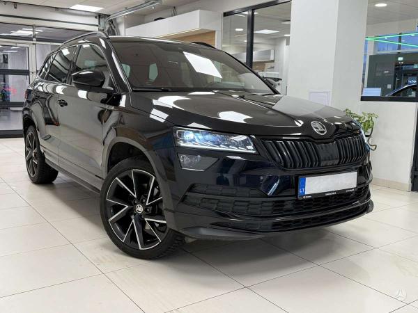 Melns Skoda Karoq 2020 Kauņa, ar dzinēja tilpumu 1.97 L un nobraukumu 140 tūkst. km par 22600 €, foto 3 vietnē AUTOMOTO.COM.LV