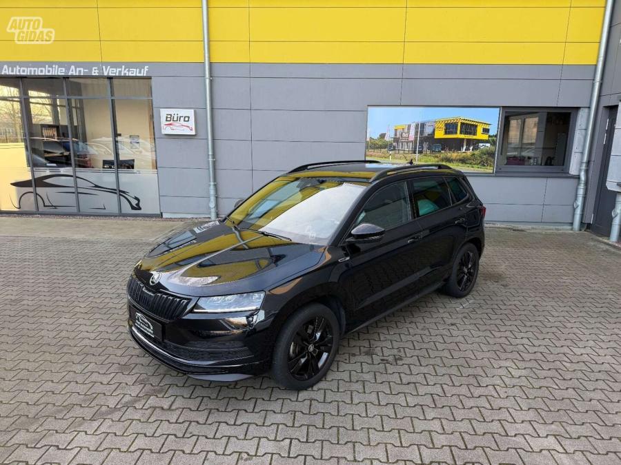 Black Skoda Karoq 2020 in Kaunas, with an engine capacity of 2.00 L and mileage of 49 thousand km for 32690 €, photo 1 on AUTOMOTO.COM.LV
