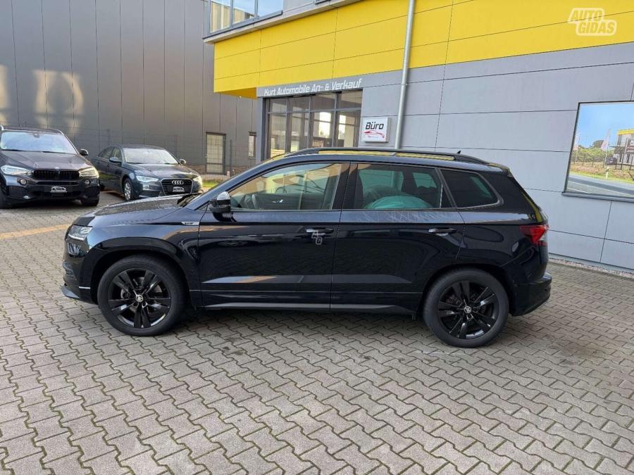 Black Skoda Karoq 2020 in Kaunas, with an engine capacity of 2.00 L and mileage of 49 thousand km for 32690 €, photo 3 on AUTOMOTO.COM.LV