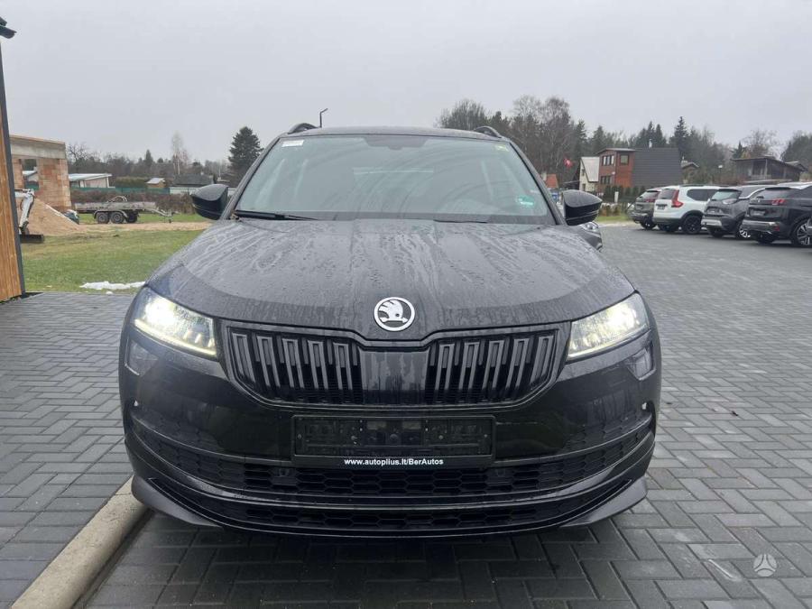 Melns Skoda Karoq 2020 Kauņa, ar dzinēja tilpumu 1.50 L un nobraukumu 208 tūkst. km par 17000 €, foto 4 vietnē AUTOMOTO.COM.LV