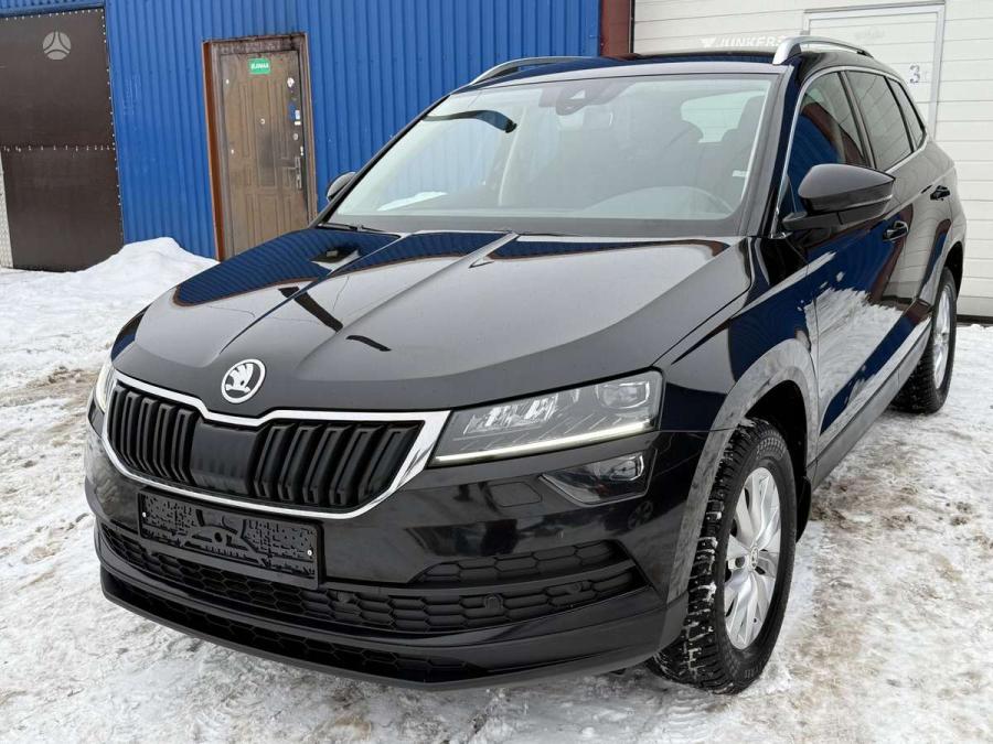 Melns Skoda Karoq 2020 Prienai, ar dzinēja tilpumu 1.60 L un nobraukumu 236 tūkst. km par 14800 €, foto 6 vietnē AUTOMOTO.COM.LV