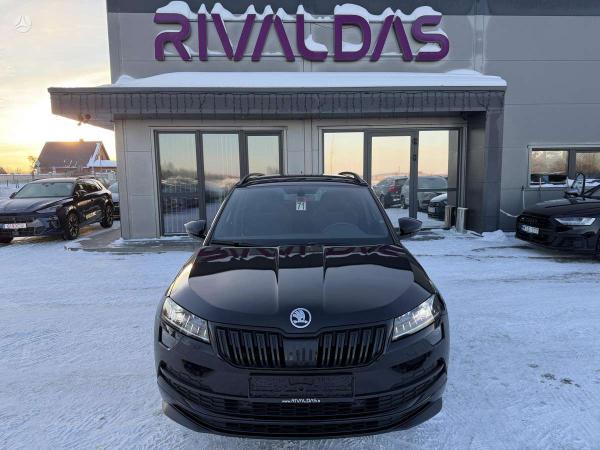 Black Skoda Karoq 2020 in Siauliai, with an engine capacity of 1.50 L and mileage of 181 thousand km for 18600 €, photo 1 on AUTOMOTO.COM.LV