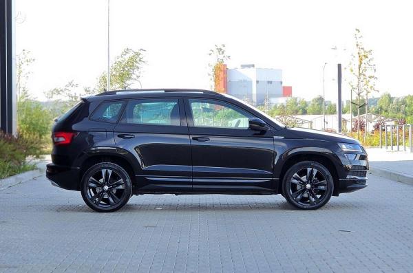 Melns Skoda Karoq 2020 Viļņa, ar dzinēja tilpumu 1.50 L un nobraukumu 237 tūkst. km par 16750 €, foto 4 vietnē AUTOMOTO.COM.LV