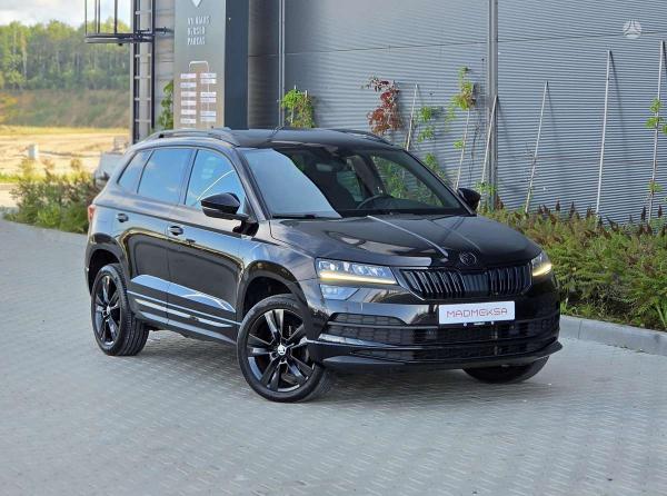 Melns Skoda Karoq 2020 Viļņa, ar dzinēja tilpumu 1.50 L un nobraukumu 237 tūkst. km par 16750 €, foto 1 vietnē AUTOMOTO.COM.LV