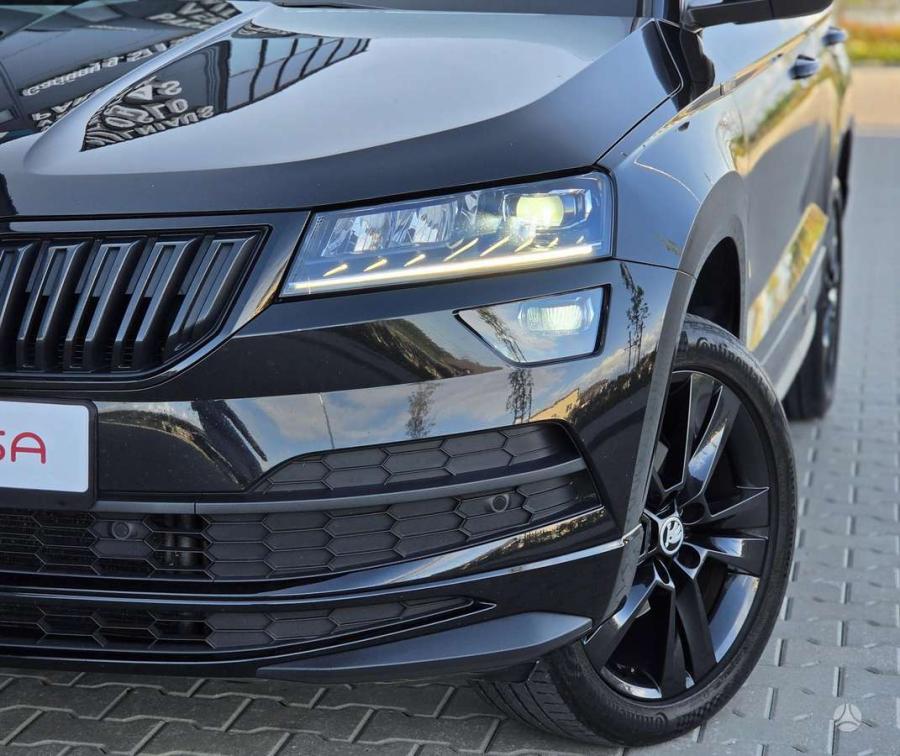 Black Skoda Karoq 2020 in Vilnius, with an engine capacity of 1.50 L and mileage of 237 thousand km for 16750 €, photo 20 on AUTOMOTO.COM.LV