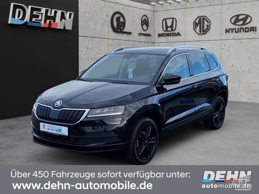 Black Skoda Karoq 2021 in Kaunas, with an engine capacity of 1.50 L and mileage of 98 thousand km for 24944 €, photo 2 on AUTOMOTO.COM.LV