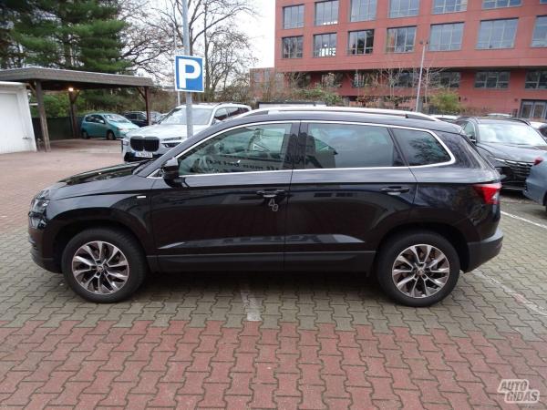 Melns Skoda Karoq 2021 Kauņa, ar dzinēja tilpumu 1.50 L un nobraukumu 29 tūkst. km par 28924 €, foto 3 vietnē AUTOMOTO.COM.LV