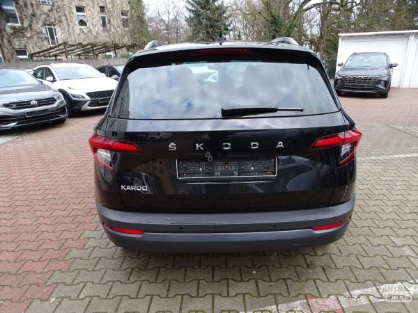 Melns Skoda Karoq 2021 Kauņa, ar dzinēja tilpumu 1.50 L un nobraukumu 29 tūkst. km par 28924 €, foto 4 vietnē AUTOMOTO.COM.LV