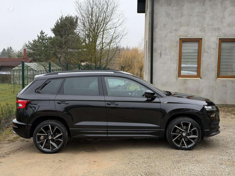 Melns Skoda Karoq 2021 Šauļi, ar dzinēja tilpumu 1.50 L un nobraukumu 215 tūkst. km par 18999 €, foto 2 vietnē AUTOMOTO.COM.LV