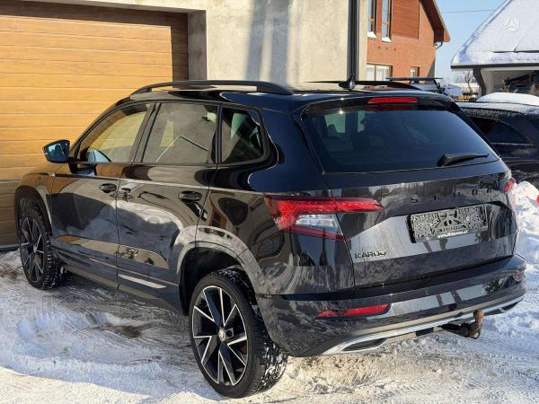 Melns Skoda Karoq 2021 Šauļi, ar dzinēja tilpumu 1.50 L un nobraukumu 215 tūkst. km par 18990 €, foto 5 vietnē AUTOMOTO.COM.LV