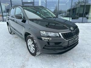 Black Skoda Karoq 2021 in Kaunas, with an engine capacity of 1.00 L and mileage of 199 thousand km for 12700 €, photo 2 on AUTOMOTO.COM.LV