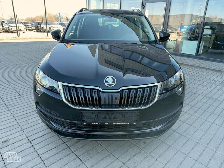 Melns Skoda Karoq 2021 Kauņa, ar dzinēja tilpumu 1.50 L un nobraukumu 193 tūkst. km par 14900 €, foto 3 vietnē AUTOMOTO.COM.LV