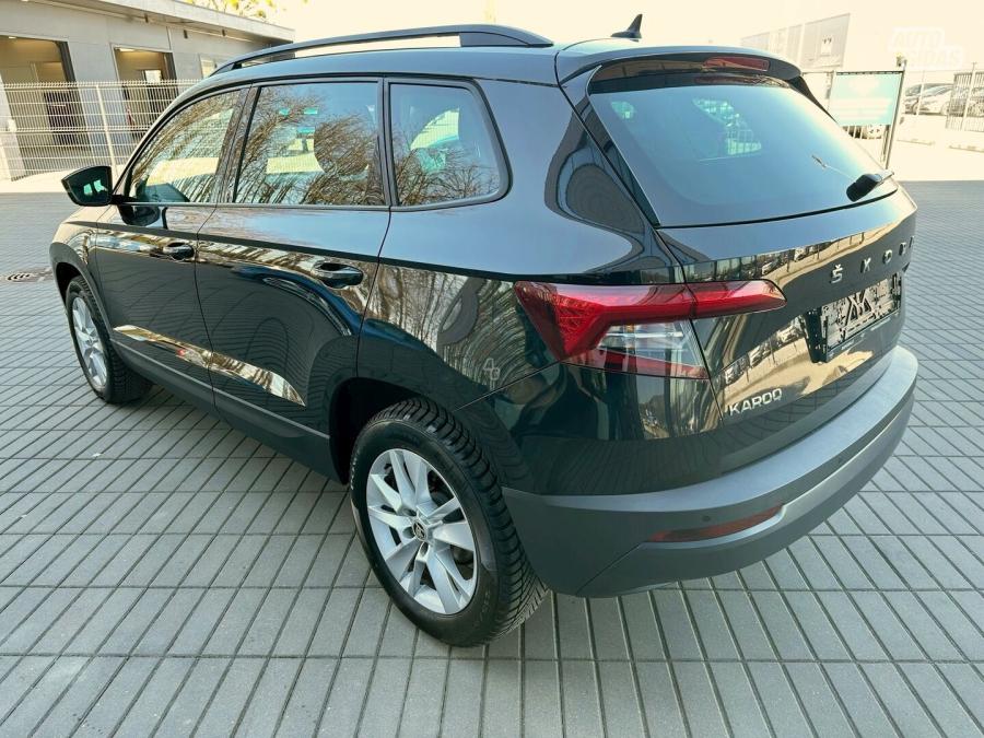 Melns Skoda Karoq 2021 Kauņa, ar dzinēja tilpumu 1.50 L un nobraukumu 193 tūkst. km par 14900 €, foto 6 vietnē AUTOMOTO.COM.LV