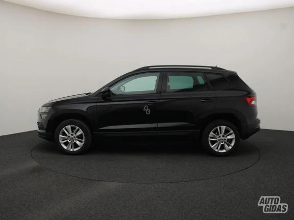 Black Skoda Karoq 2021 in Vilnius, with an engine capacity of 1.50 L and mileage of 158 thousand km for 18199 €, photo 6 on AUTOMOTO.COM.LV