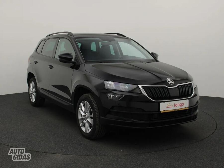 Black Skoda Karoq 2021 in Vilnius, with an engine capacity of 1.50 L and mileage of 158 thousand km for 18199 €, photo 11 on AUTOMOTO.COM.LV