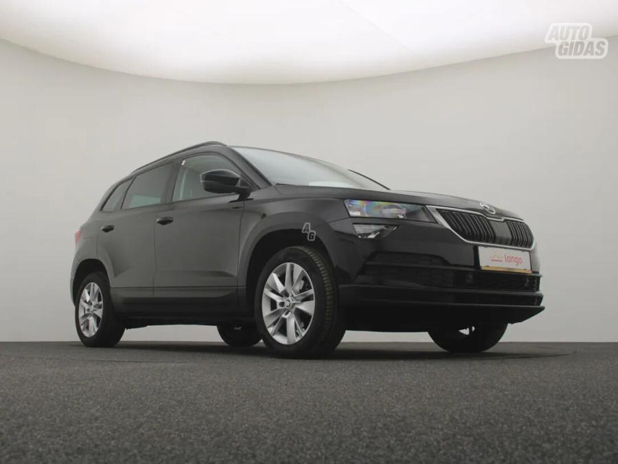 Black Skoda Karoq 2021 in Vilnius, with an engine capacity of 1.50 L and mileage of 158 thousand km for 18199 €, photo 12 on AUTOMOTO.COM.LV