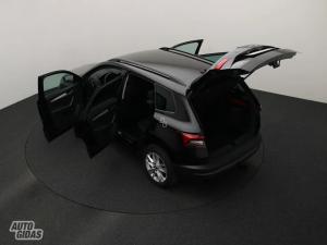 Black Skoda Karoq 2021 in Vilnius, with an engine capacity of 1.50 L and mileage of 158 thousand km for 18199 €, photo 14 on AUTOMOTO.COM.LV