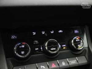 Black Skoda Karoq 2021 in Vilnius, with an engine capacity of 1.50 L and mileage of 158 thousand km for 18199 €, photo 21 on AUTOMOTO.COM.LV