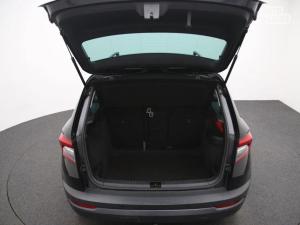 Black Skoda Karoq 2021 in Vilnius, with an engine capacity of 1.50 L and mileage of 158 thousand km for 18199 €, photo 35 on AUTOMOTO.COM.LV