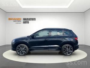 Черный Шкода Karoq 2021 в Рига, объемом двигателя 1.50 л и пробегом 90 тыс. км за 21490 €, фото 4 на AUTOMOTO.COM.LV