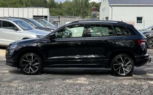 Black Skoda Karoq 2021 in Vilnius, with an engine capacity of 1.50 L and mileage of 204 thousand km for 18990 €, photo 5 on AUTOMOTO.COM.LV