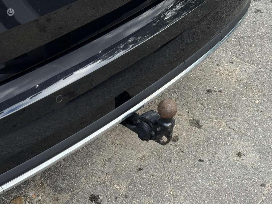 Black Skoda Karoq 2021 in Vilnius, with an engine capacity of 1.50 L and mileage of 204 thousand km for 18990 €, photo 15 on AUTOMOTO.COM.LV